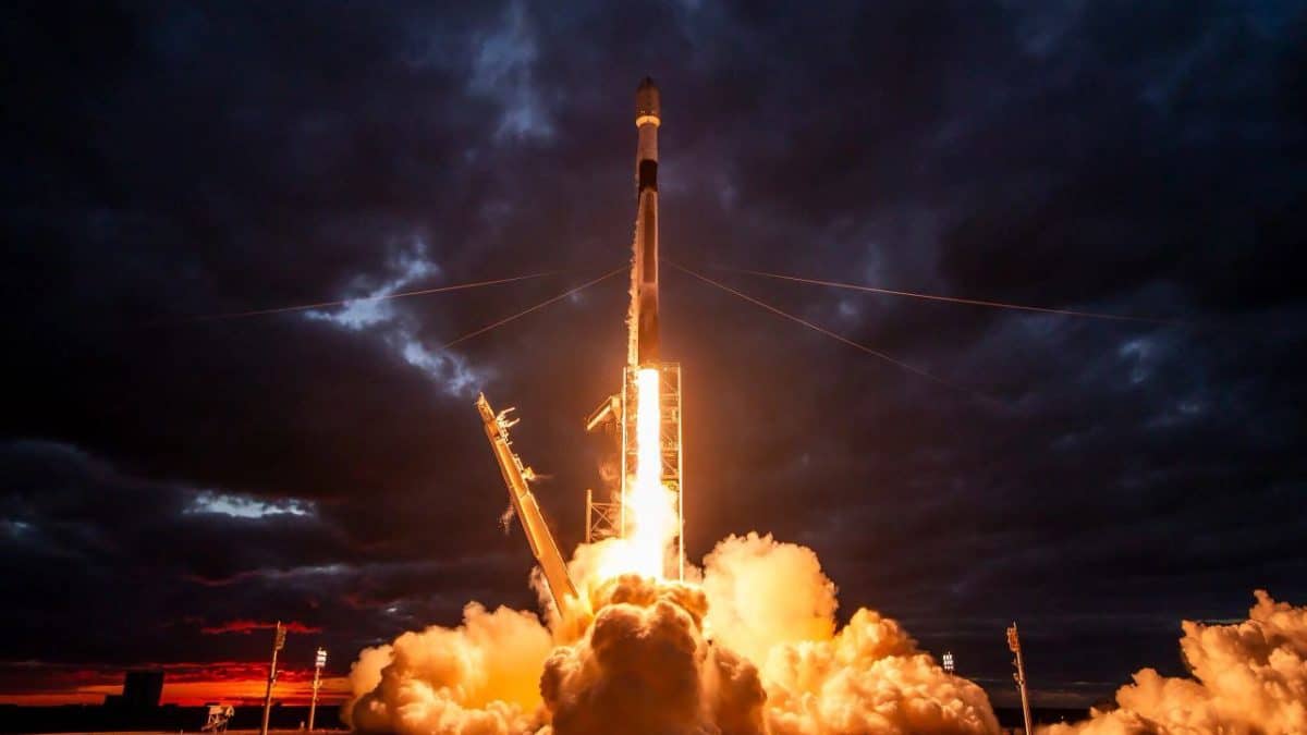 SpaceX выполнила за год столько же пусков, сколько «Роскосмос» с 2013-го